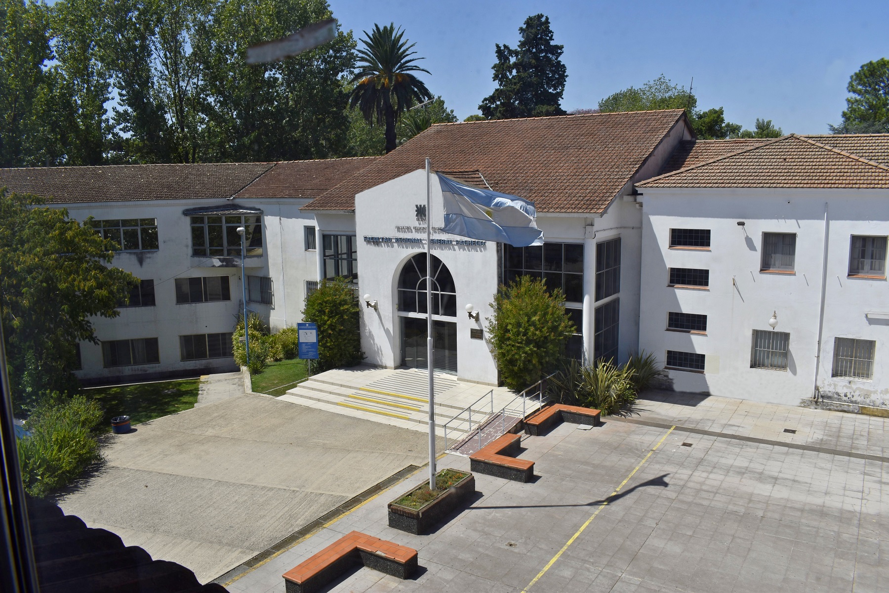 UTN FRGP - Edificio Central